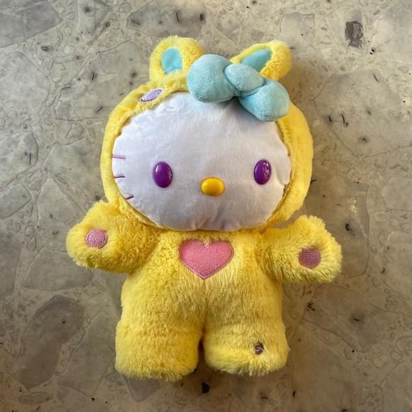 Hello Kitty | Toys | Hello Kitty Easter Side Stepper Musical Greeter ...